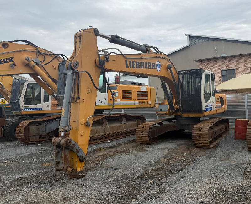 Liebherr R926 Excavator - LH Equipment Sales